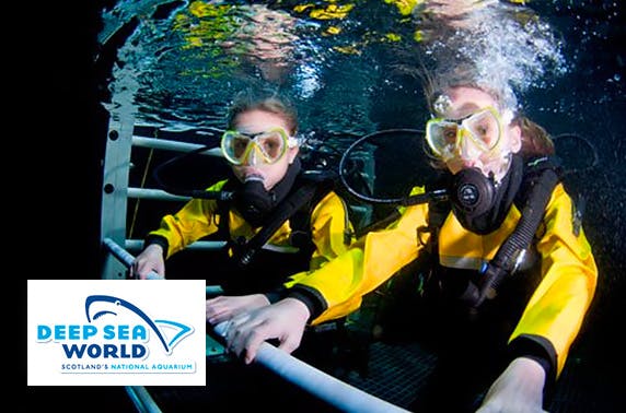 Deep Sea World – itison
